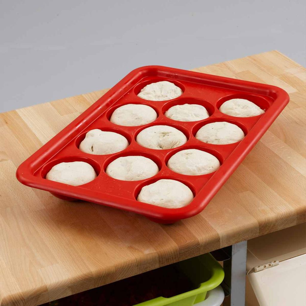 ALVEOPIZZ® Pizza Dough Proofing Tray 11 Cavities Red - Scoritech USA